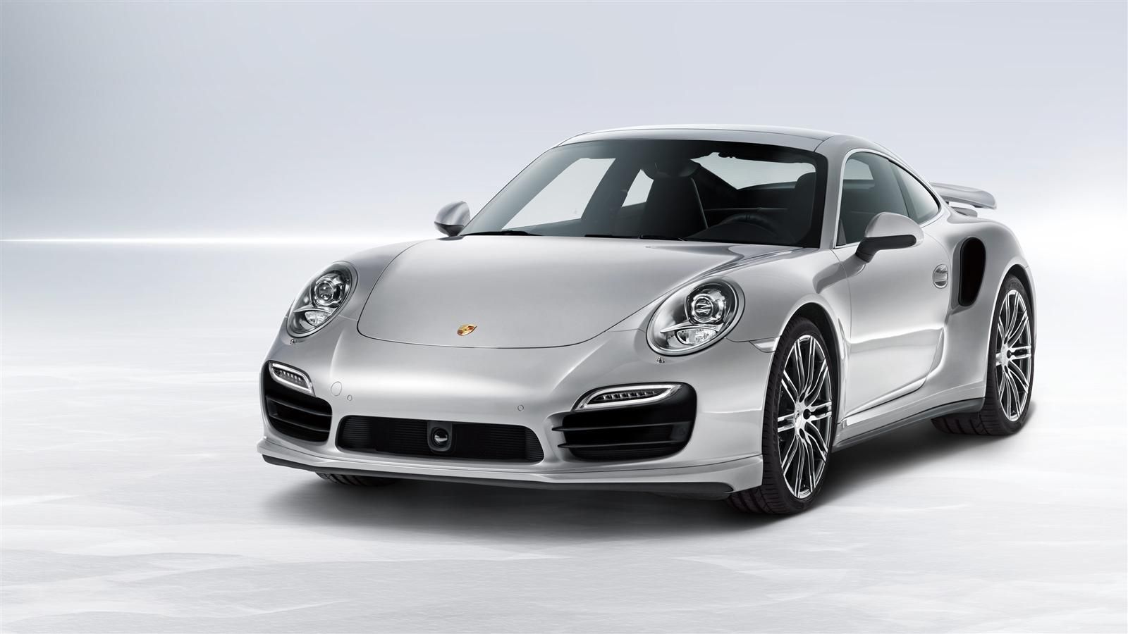 Discontinued Porsche 911 Turbo Features & Specs