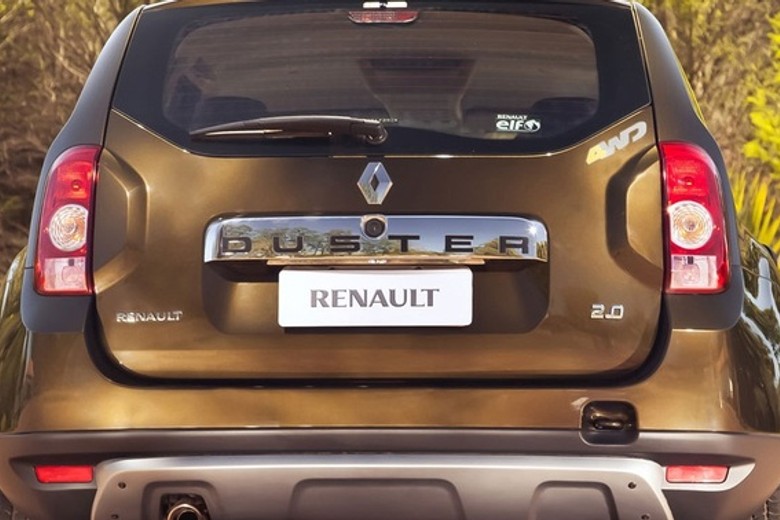 Renault Duster Colors in Qatar